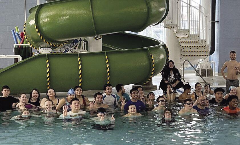 Nohe: At Colgan, Sharks can be friends, too | Headlines | insidenova.com