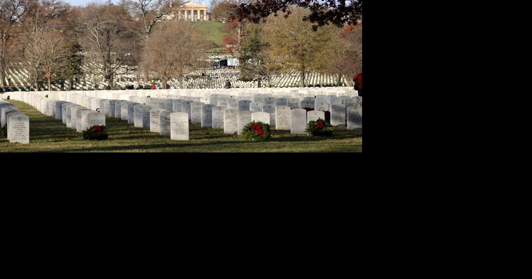 IN PHOTOS: Wreaths Across America at Arlington National Cemetery ...