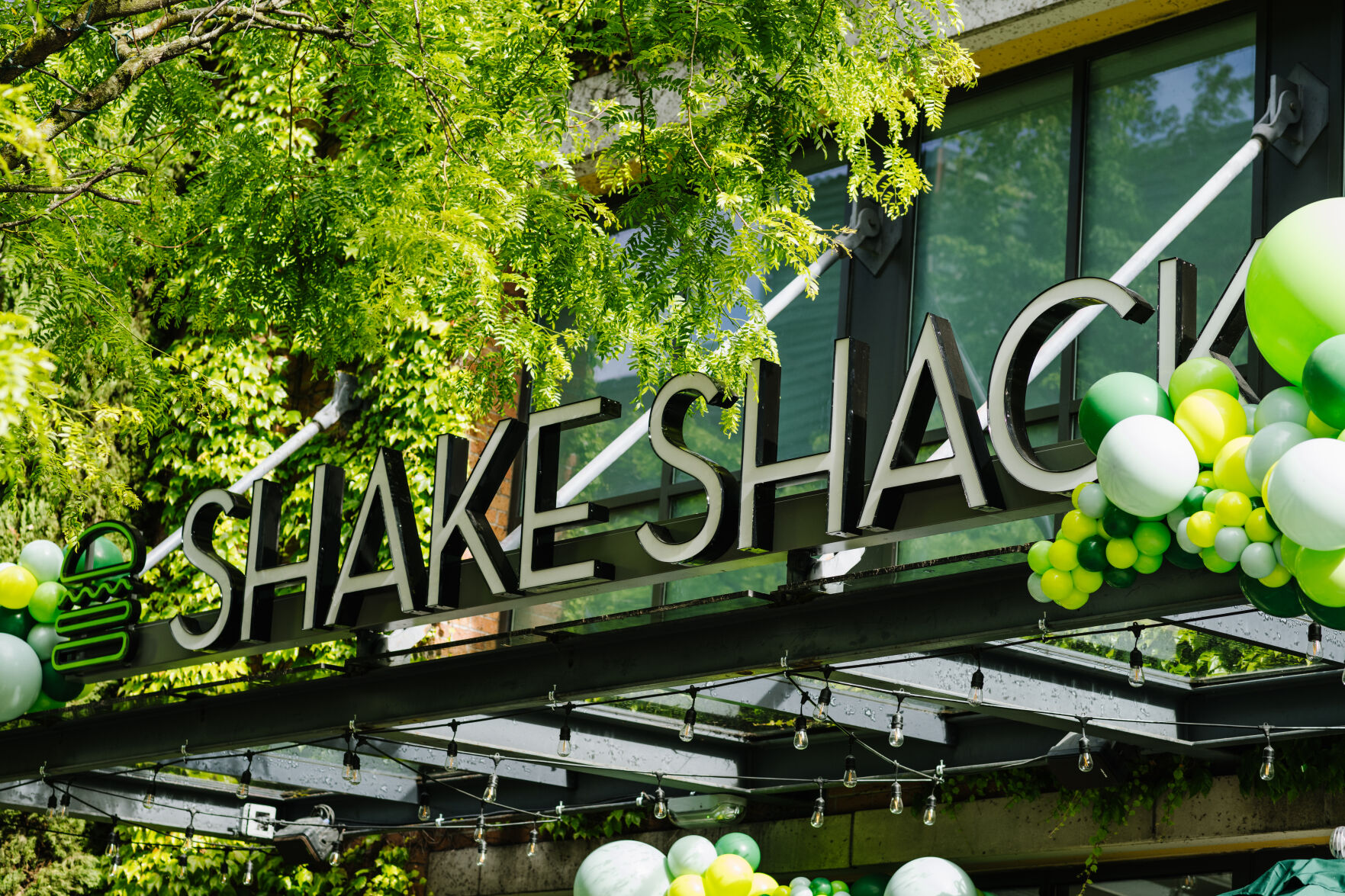 Shake Shack opens in Gainesville this week | Headlines | insidenova.com