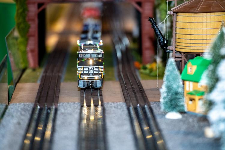 IN PHOTOS: 'Winter Wonderland Train Show' at ARTfactory | Headlines ...