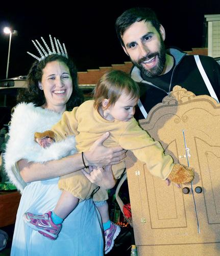 PHOTOS: Scenes from the 2016 Vienna Halloween Parade | Headlines ...