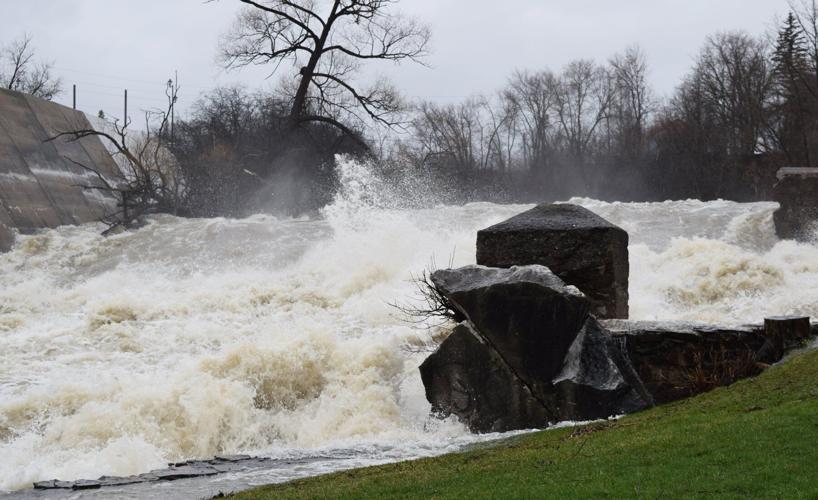 13 astonishing photos from the Ottawa Valley flood of 2019