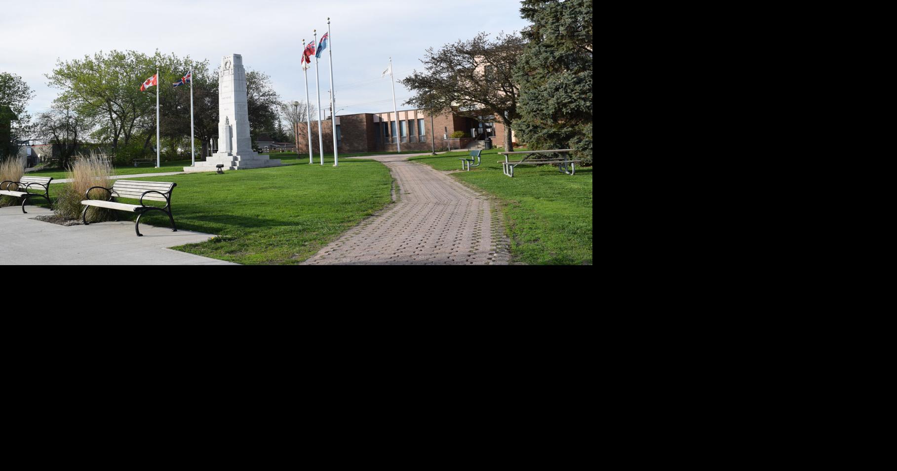 Who’s running for council in Renfrew and area?