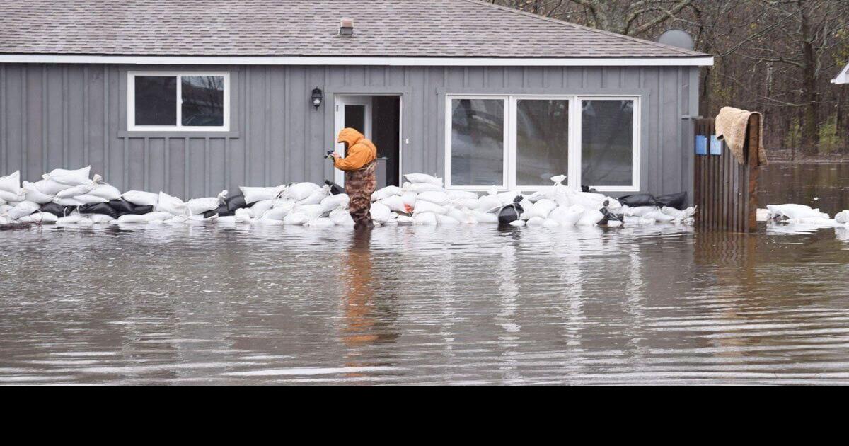Flood watch issued for Pembroke area
