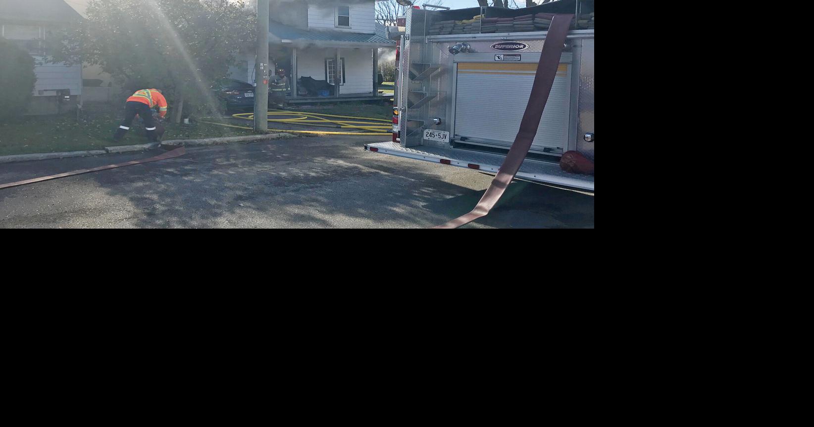 Firefighters on scene of house fire on Mary Avenue in Renfrew