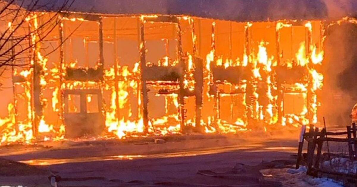 BREAKING: Fire erupts at Calabogie Peaks Resort