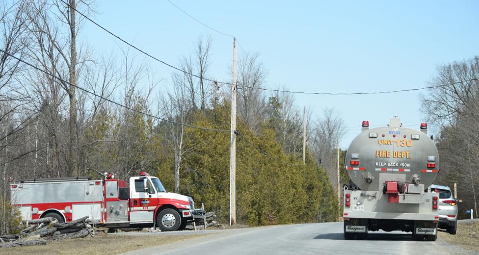 Firefighters battle grass fire in Beckwith