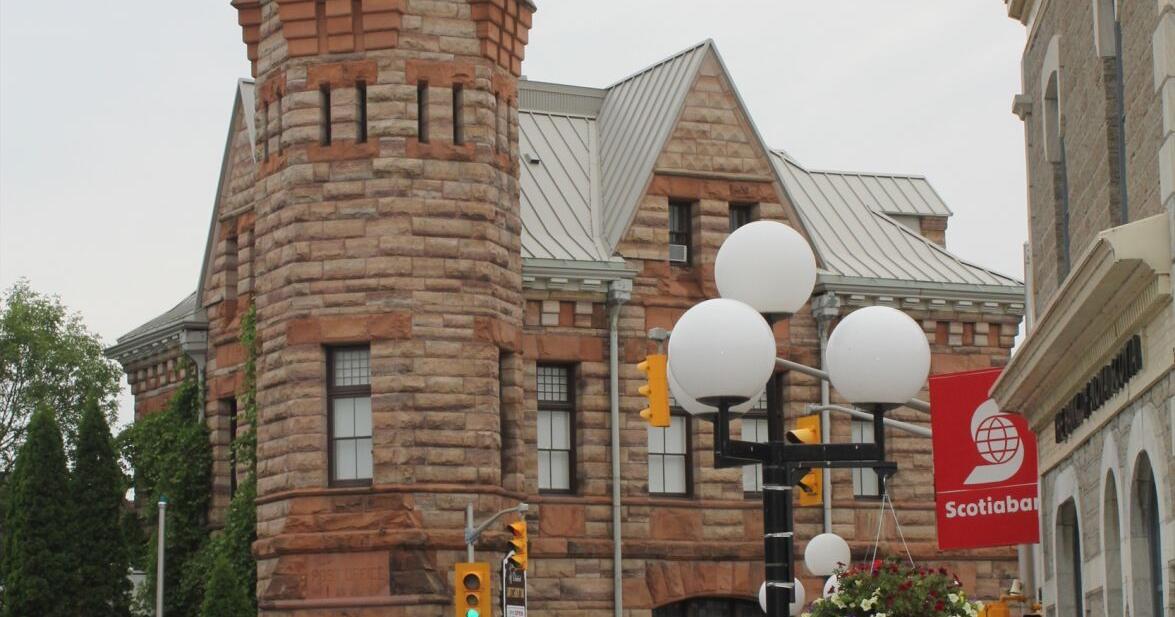 Exploring the history of Arnprior through a walking tour