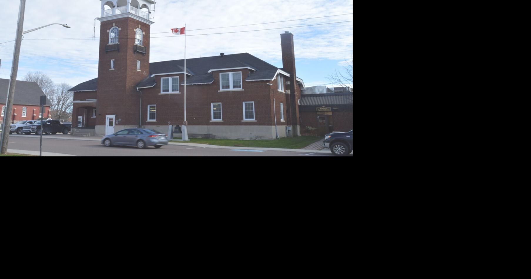 WHAT’S GOING ON HERE? Renfrew’s fire hall roof to be replaced