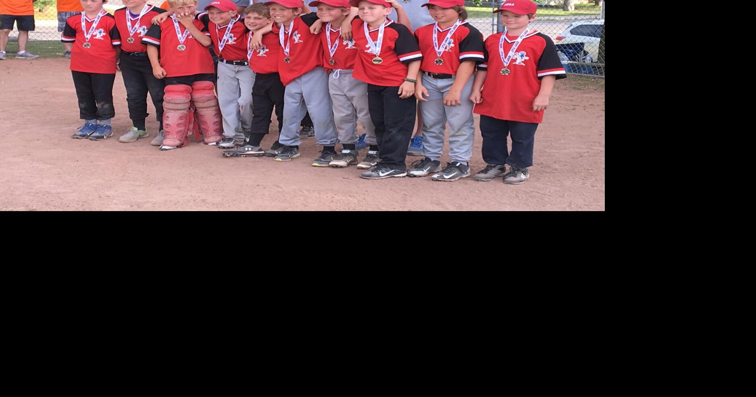 Smiths Falls Minor Little League team captures tournament title