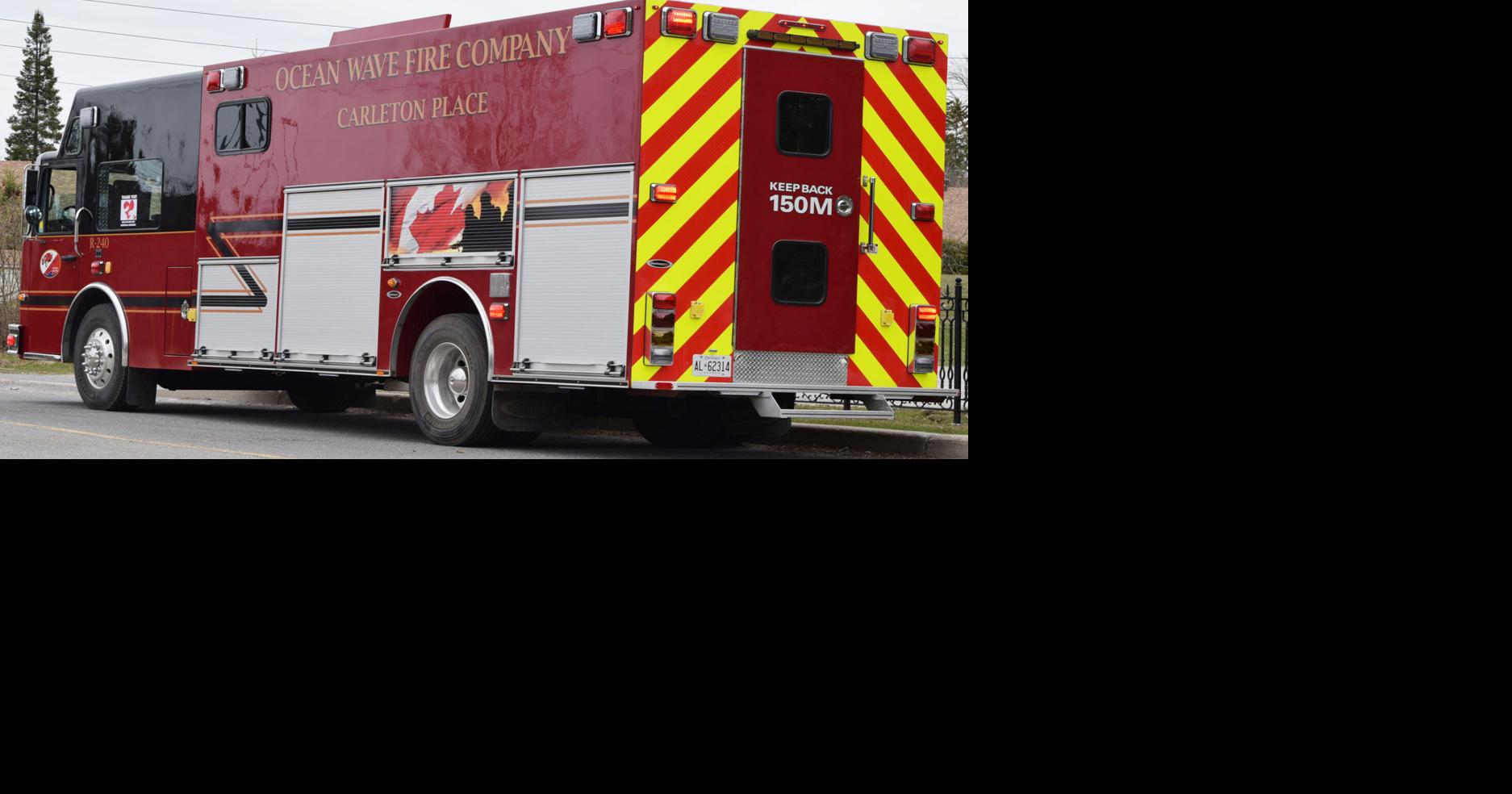 Firefighters responding to apartment fire in Carleton Place