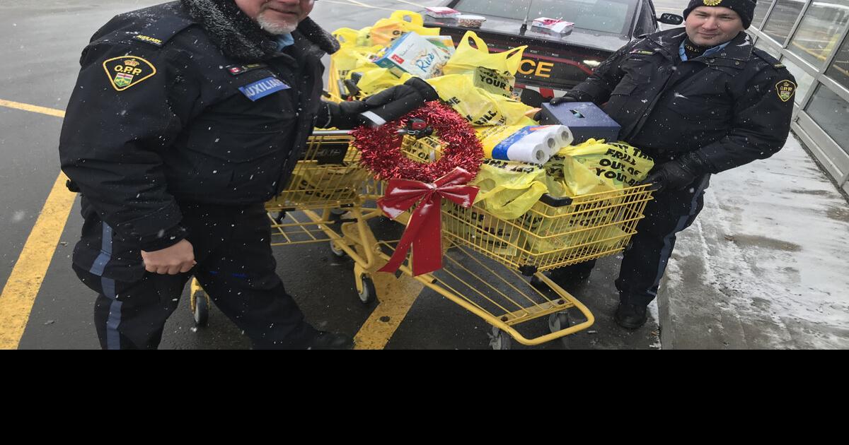 Renfrew OPP Cram the Cruisers for food banks