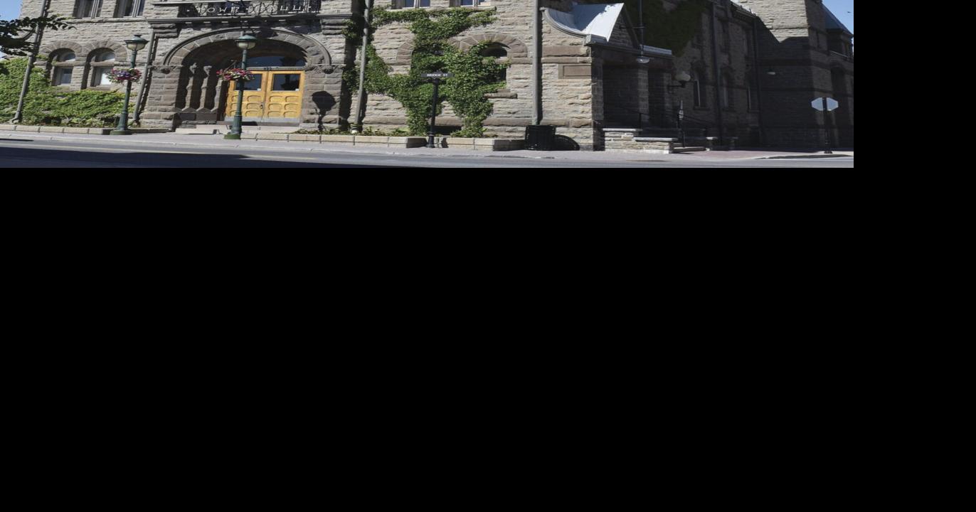 Long service awards presented to Carleton Place staff