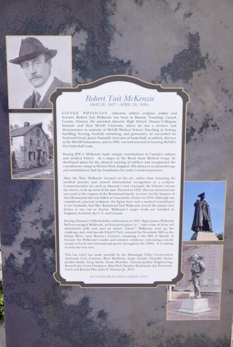 Almonte honours renowned Renaissance man with plaque