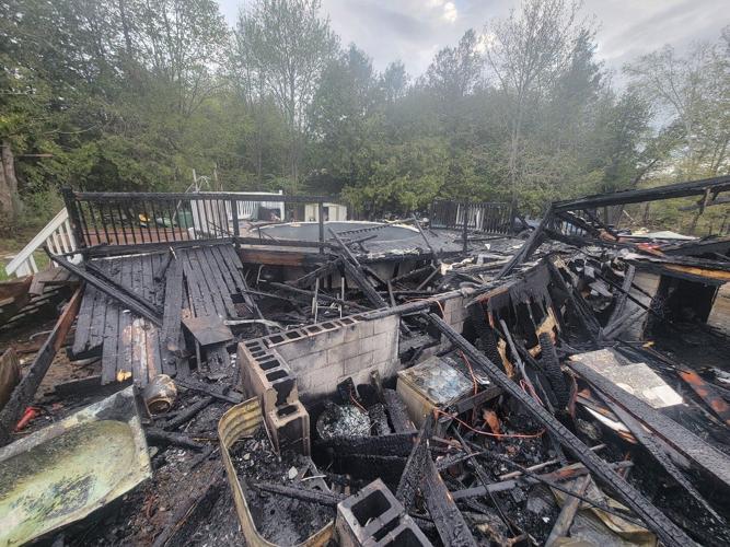 Fire destroys home in Lanark Highlands; man jumps to safety