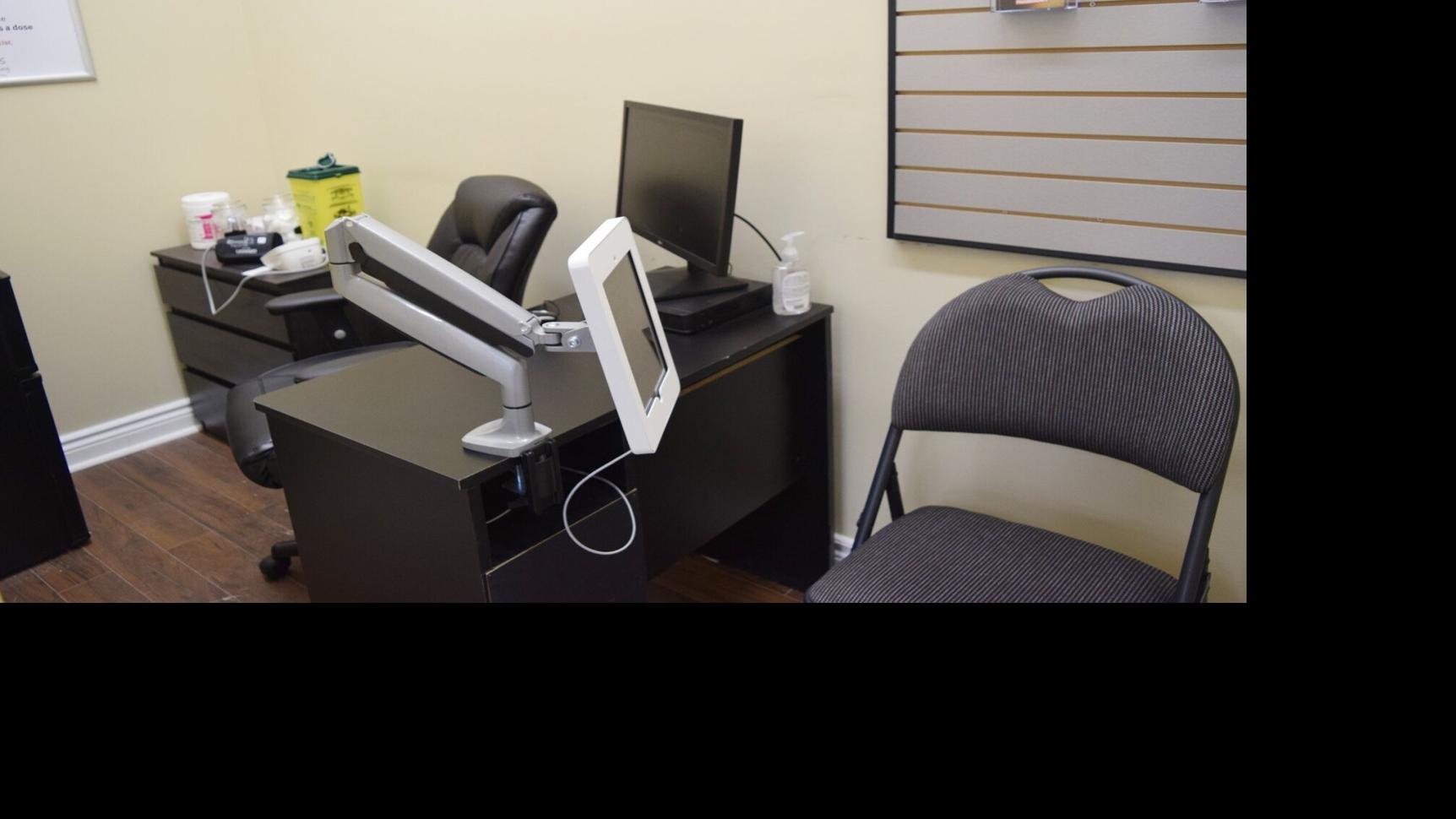 New walk-in clinic opens in Carleton Place; fills gap in health care