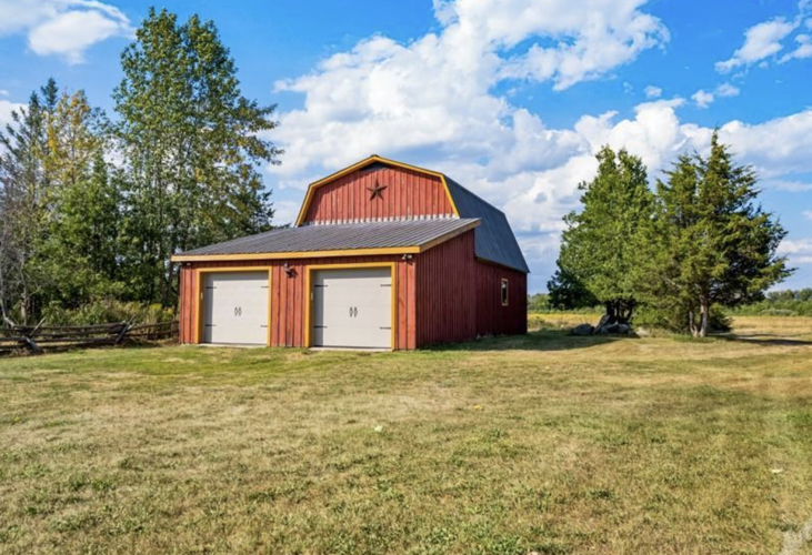 Perth waterfront property listed for $1.9 million