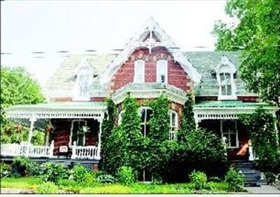 Five historic homes on display in merrickville house and garden tour ...