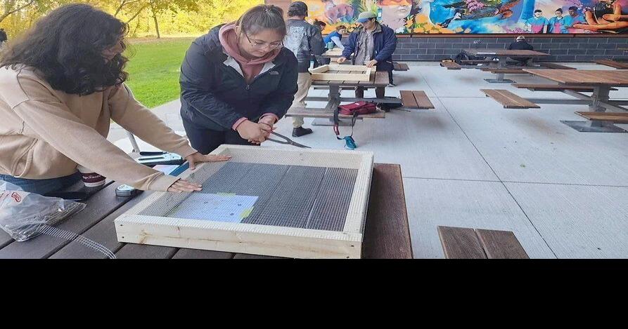 Algonquin students build turtle boxes for MWC in Cobden