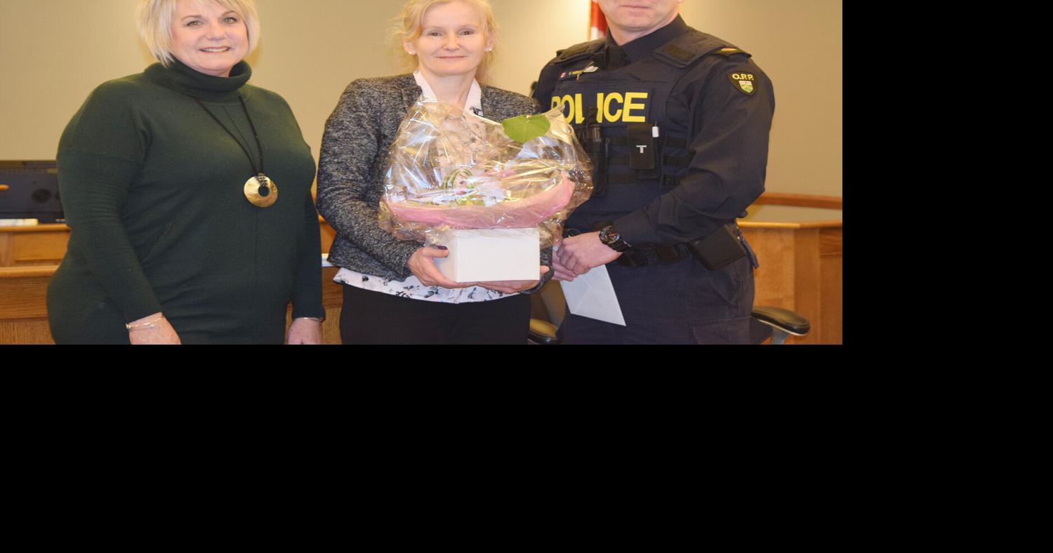 WITH VIDEO: Former Lanark County OPP detachment commander honoured for ...