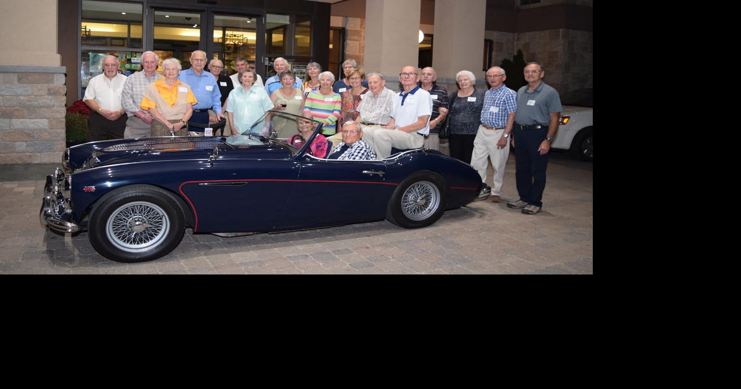 Perth and District Collegiate Institute enjoys 60-year class reunion