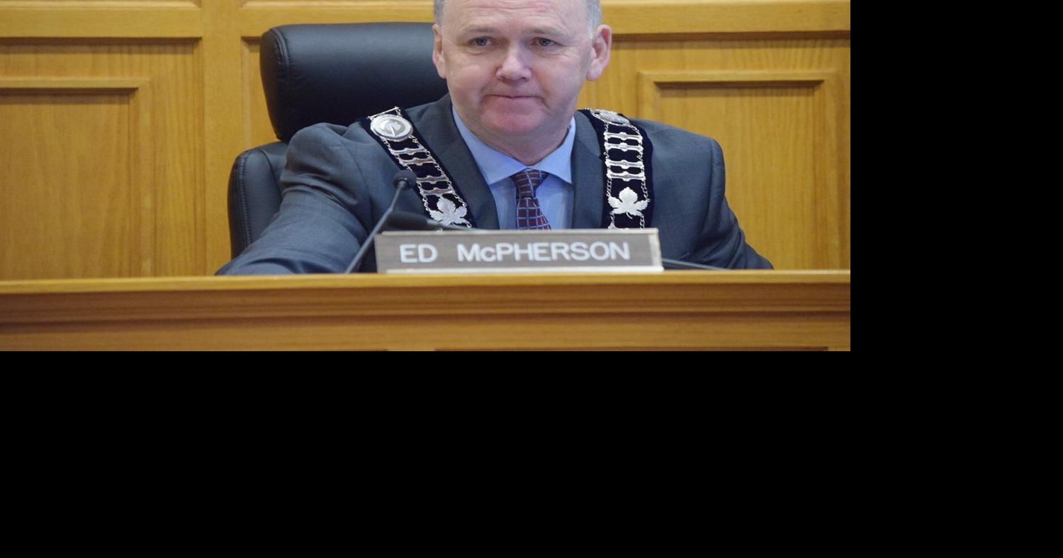 McPherson back as Perth’s deputy mayor