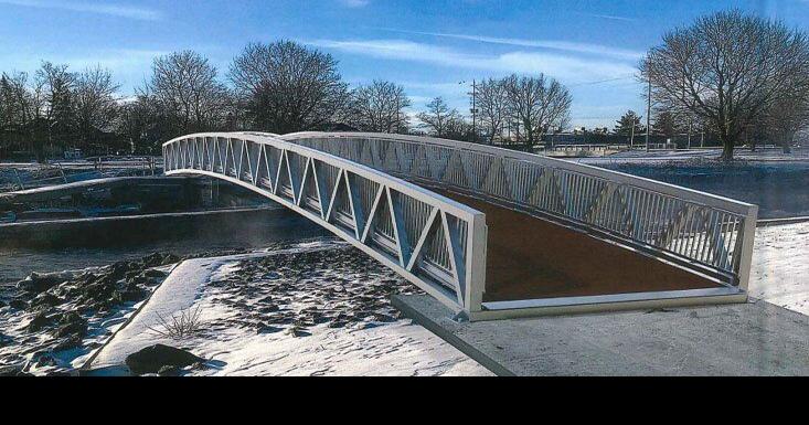 Smiths Falls council approves new pedestrian bridges for Victoria Park