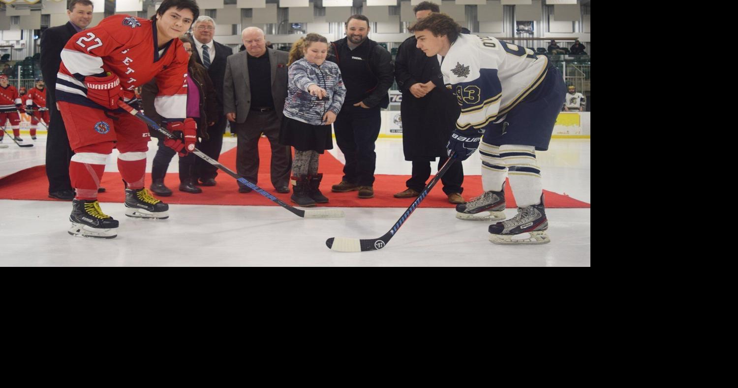 Smiths Falls Settlers team scores big for Make-A-Wish kids