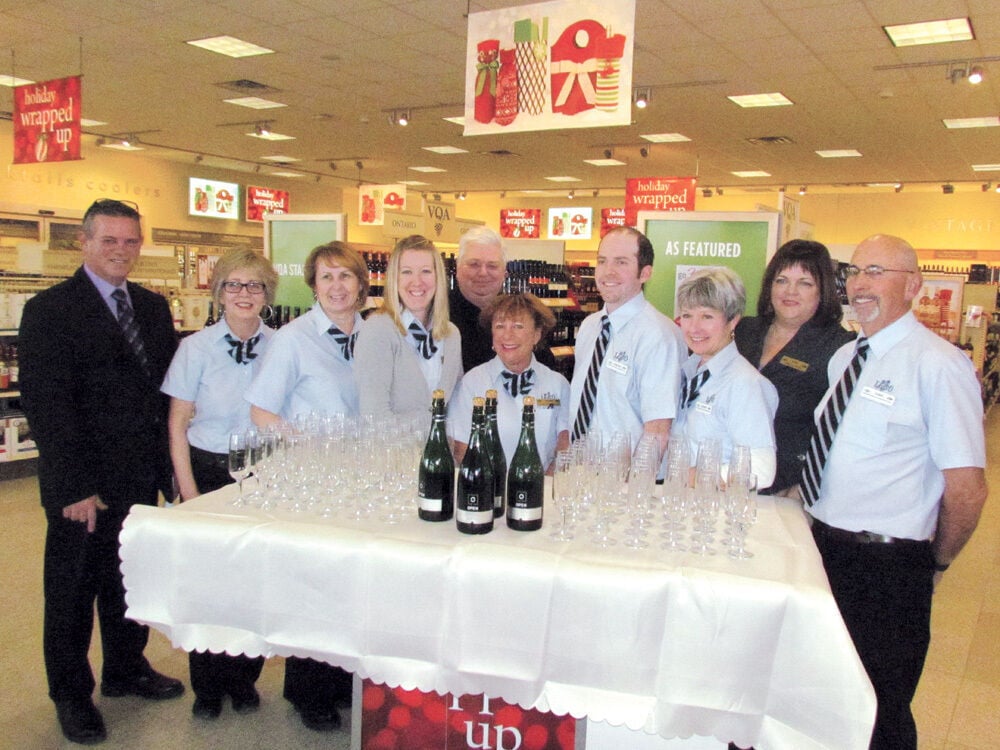 New Renfrew LCBO opens its doors