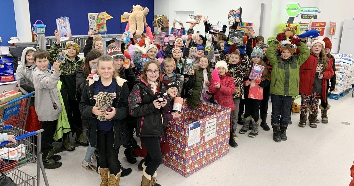 Renfrew public school raises over $600 for Angel Tree