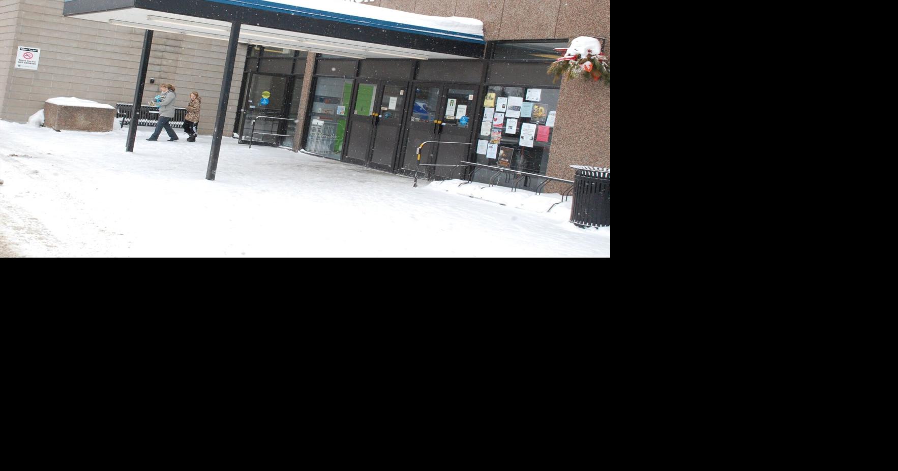 Nick Smith Centre in Arnprior reopens ahead of schedule after rink repairs