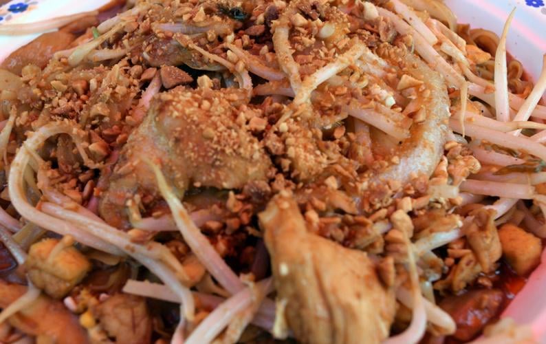 Craving pad Thai, poutine or fish and chips? Renfrew’s Food Express ...