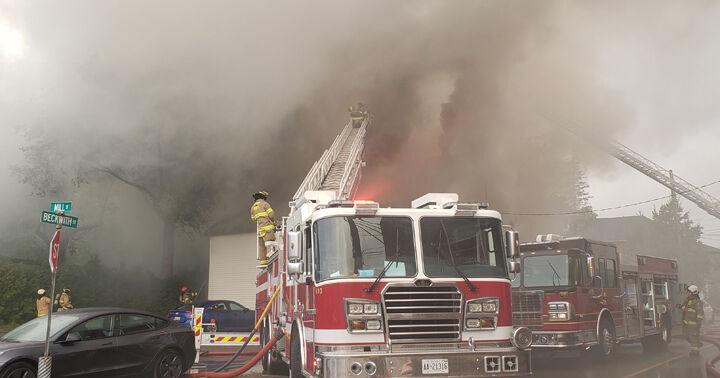 Popular Carleton Place pizzeria destroyed by fire