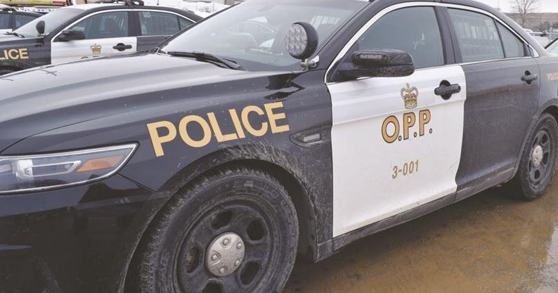 3 people arrested after knife-point robbery in Merrickville