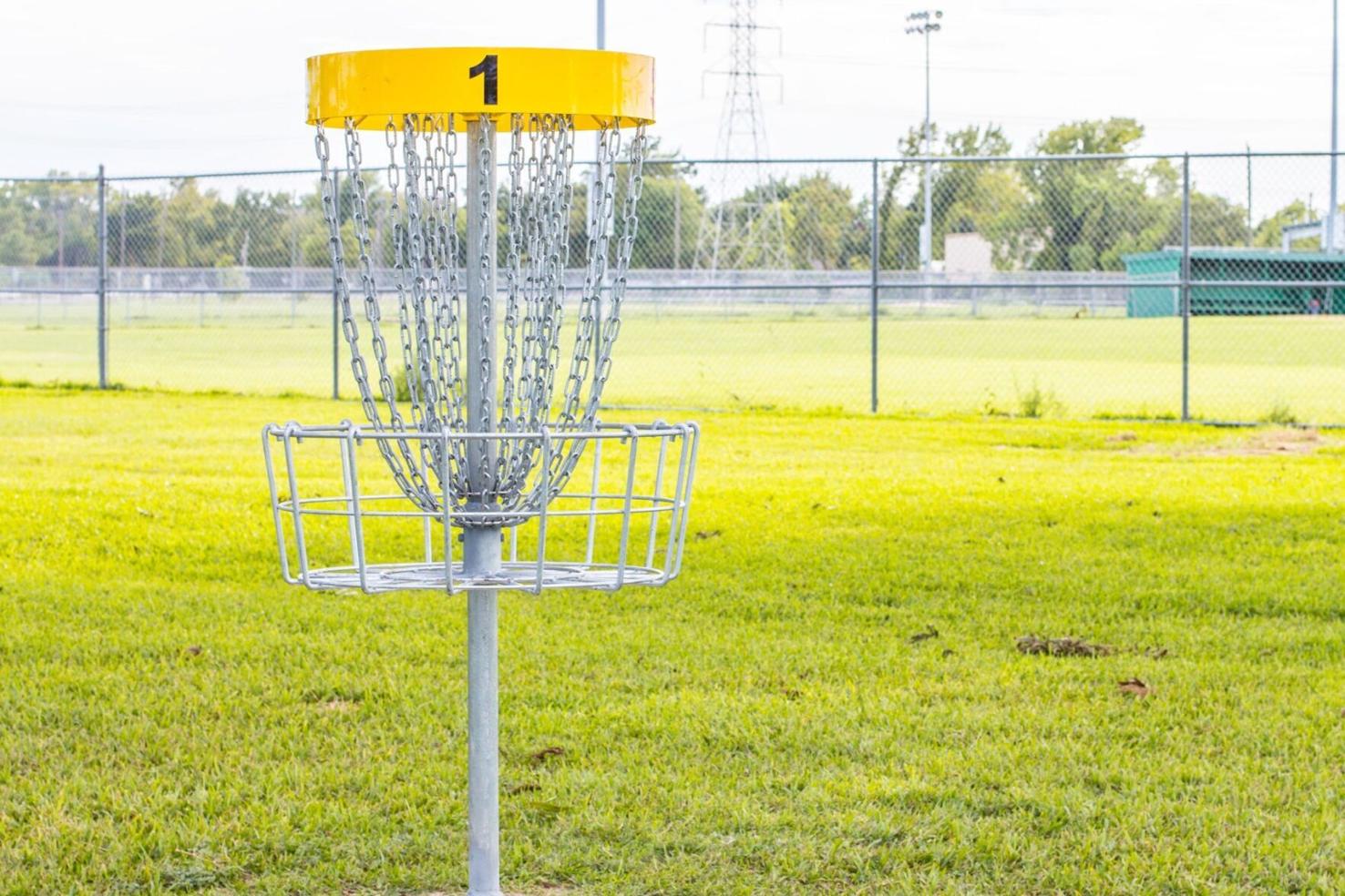 Oro Valley reopens disc golf at the Pusch Ridge 9 | News ...