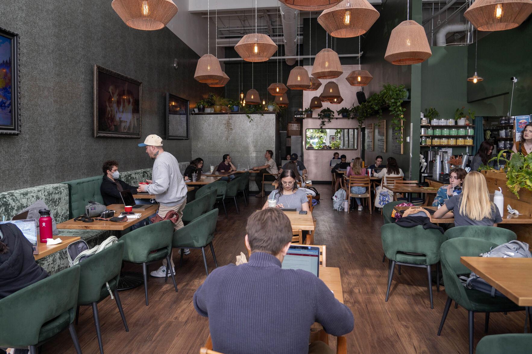 The Scented Leaf Tea House grows up | Dining | insidetucsonbusiness.com