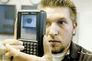 Biometrics on the battlefield:Huachuca technology helps troops in Iraq ...