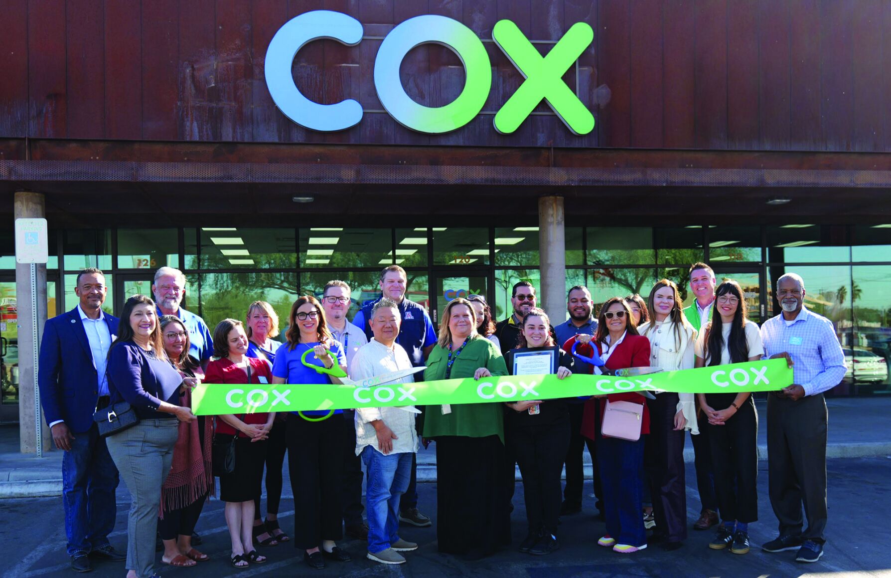 Cox opens new Tucson store | News | insidetucsonbusiness.com