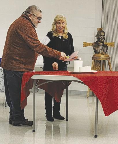 The Compassionate Friends holds candle lighting | Entertainment ...
