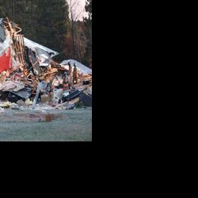 Early morning explosion levels house | News | isanti-chisagocountystar.com