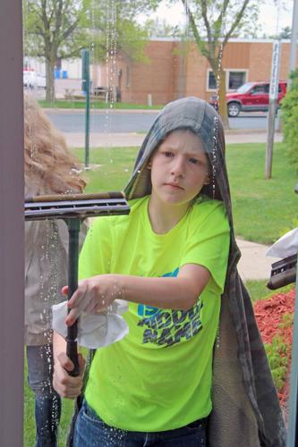 Everybody wins on Community Service Day | Columns | isanti ...