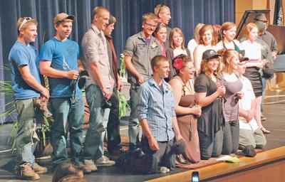 Oak Land Area Learning Center students celebrate graduation | | isanti ...
