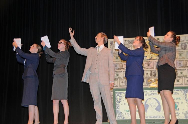 [photos] Cambridge-Isanti presents 'Li'l Abner' | | isanti ...