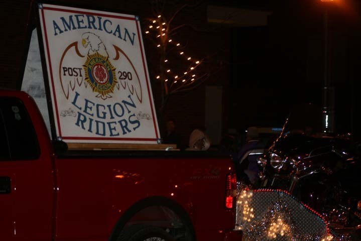 Snowflake Parade | | isanti-chisagocountystar.com