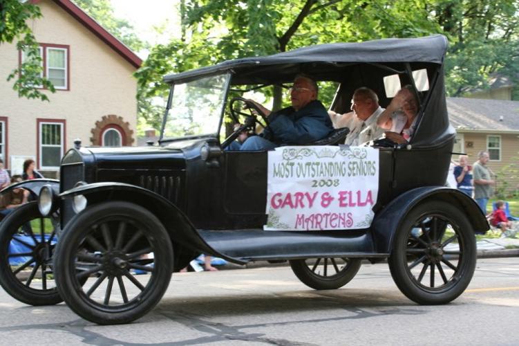 Spotted at the parade | | isanti-chisagocountystar.com