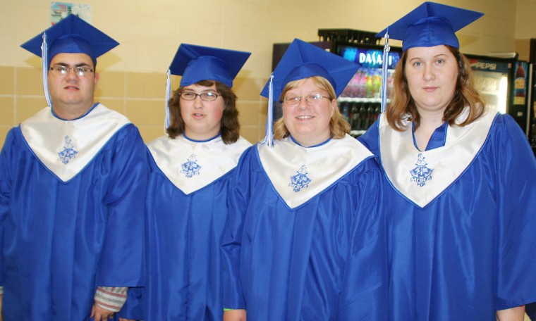 In photos: Mora High School graduation | | isanti-chisagocountystar.com