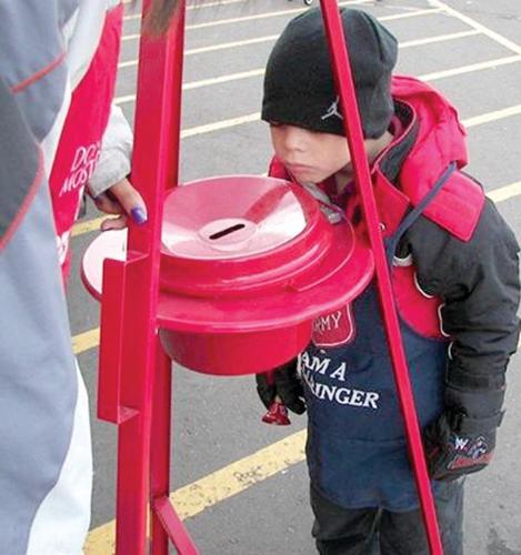 Red Kettle campaign needs bell-ringers | | isanti-chisagocountystar.com