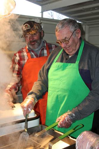The fishing’s great at the Friday Fish Fry | | isanti-chisagocountystar.com