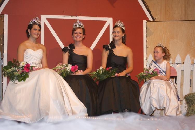 Cambridge Ambassadors crowned | News | isanti-chisagocountystar.com