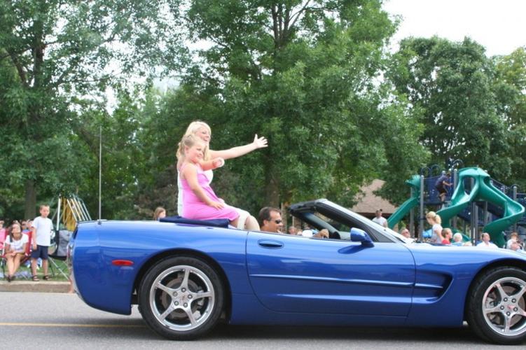 Saturday: Were you SIGHTED at the Fair Parade? | | isanti ...